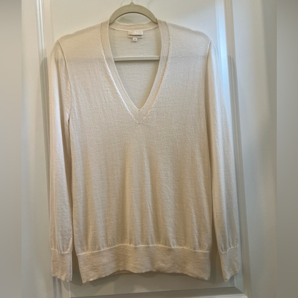 J. Crew | Tops | J Crew Italian Cashmere Sweater In Cream | Poshmark